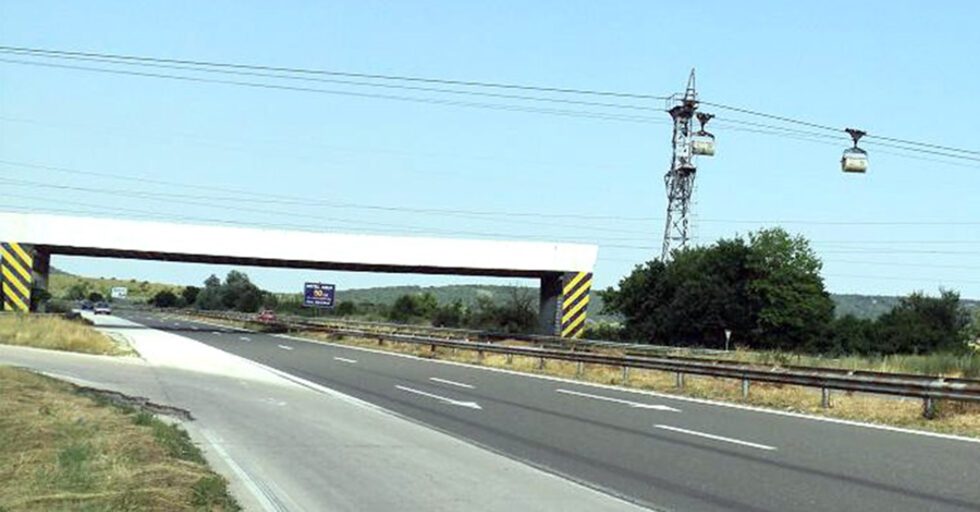 Aerial Ropeway Advantages Explained - M&M Ropeways